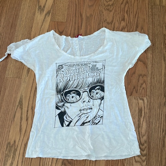 H&M | Tops | Hm Graphic Tshirt | Poshmark